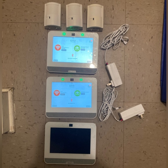 Qolsys | Other | Q Olsys Iq Panel 4 Series 4 Wireless Touchscreen ...